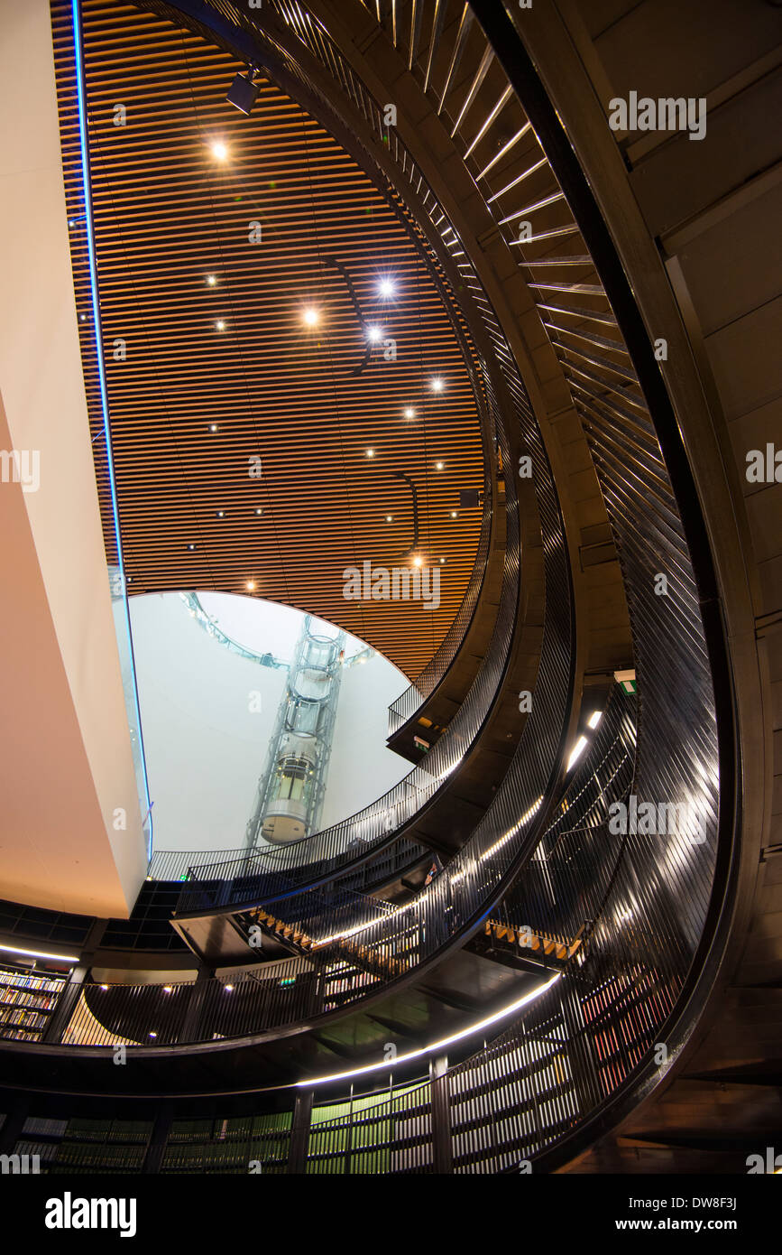 Interior Of The Birmingham Library High Resolution Stock Photography ...