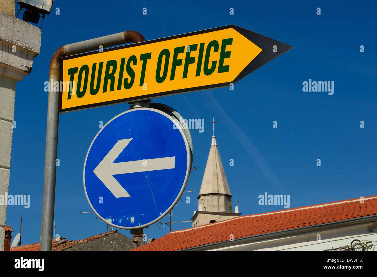 Tourist information sign symbol hi-res stock photography and images - Alamy