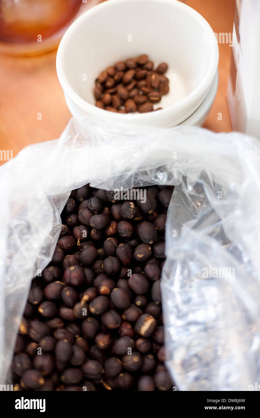 Dry coffee processing hi-res stock photography and images - Alamy