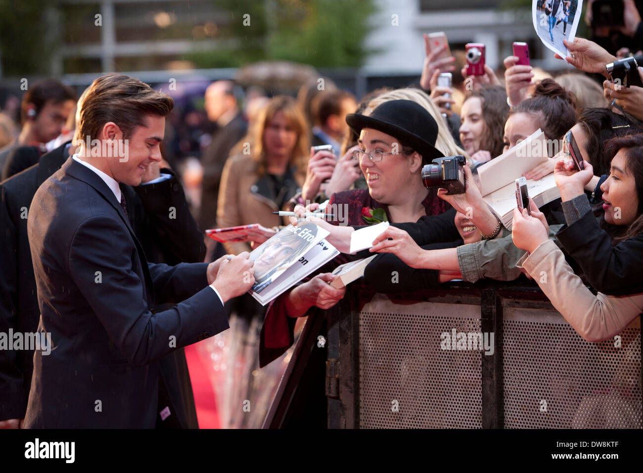 Actor Zac Efron attends 'The Lucky One' European film premiere at the ...