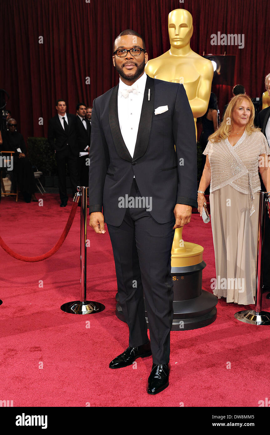 Hollywood, California, USA. 2nd Mar, 2014. TYLER PERRY arrives wearing ...
