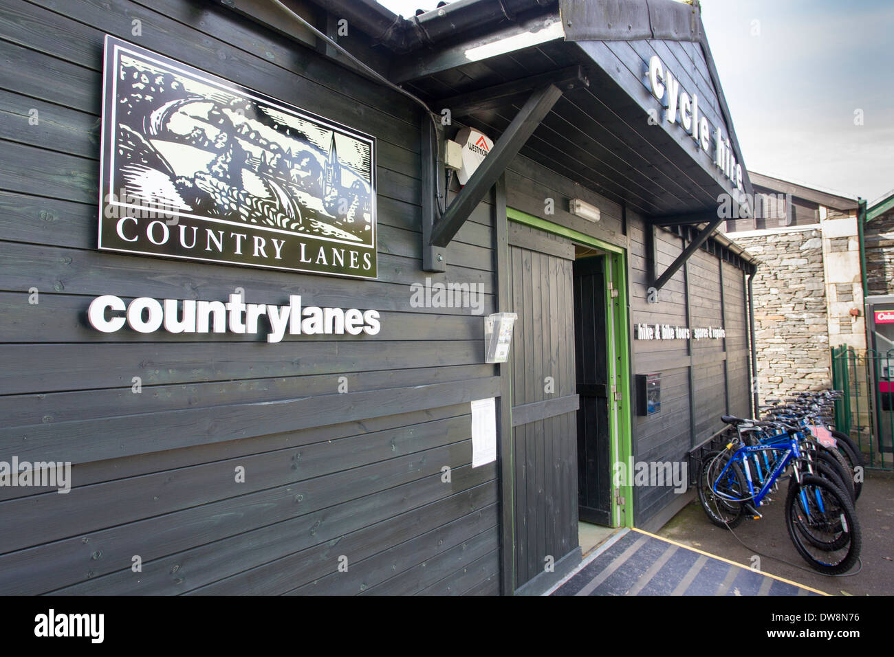 Windermere station hi-res stock photography and images - Alamy