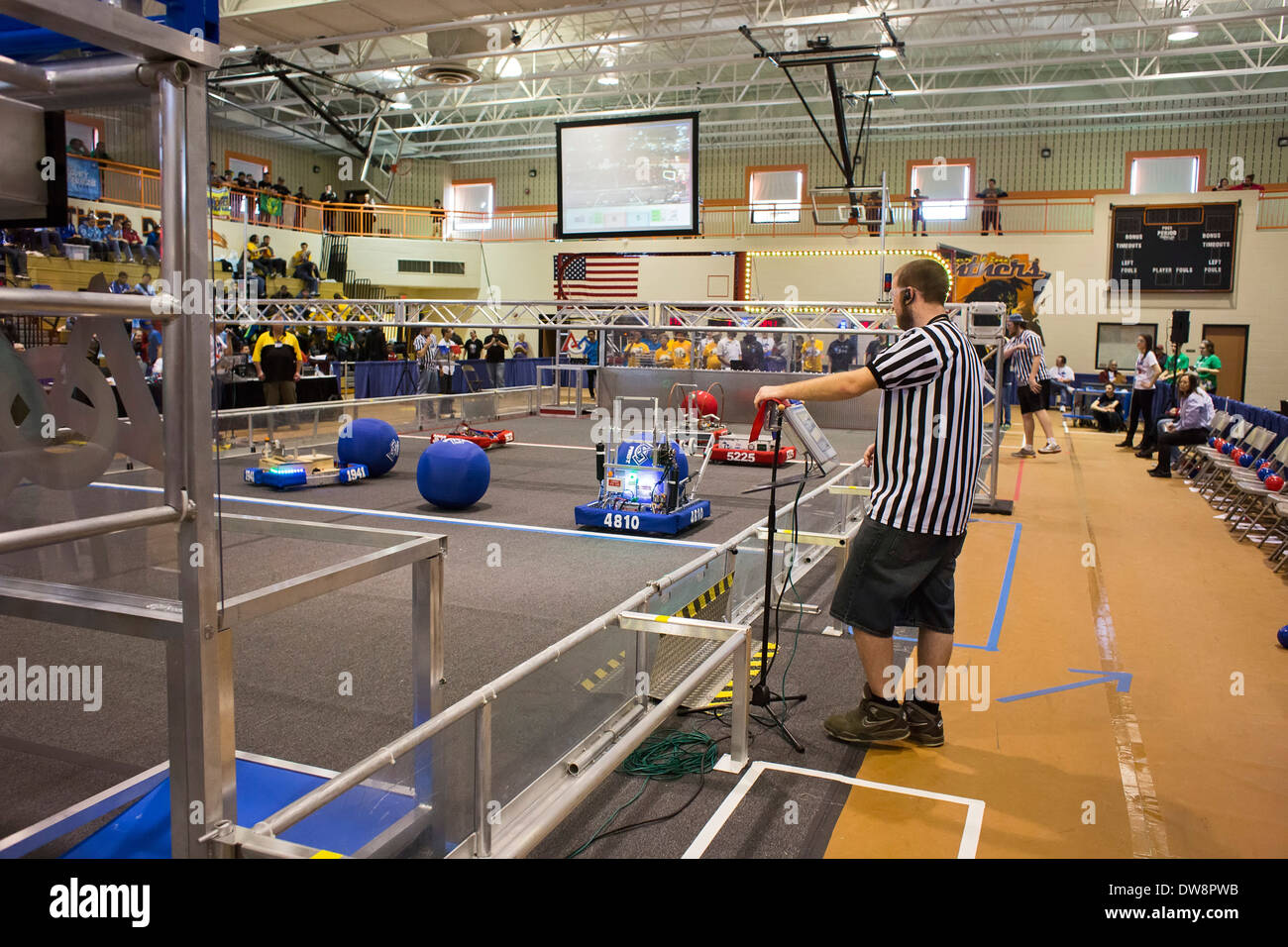 High School Students in Robotics Competition Stock Photo - Alamy