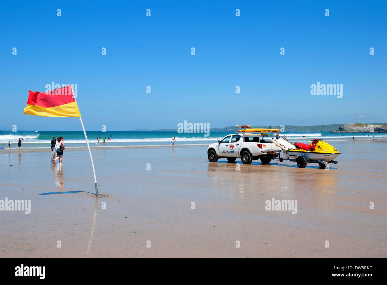 Lifeguards beach hi-res stock photography and images - Alamy