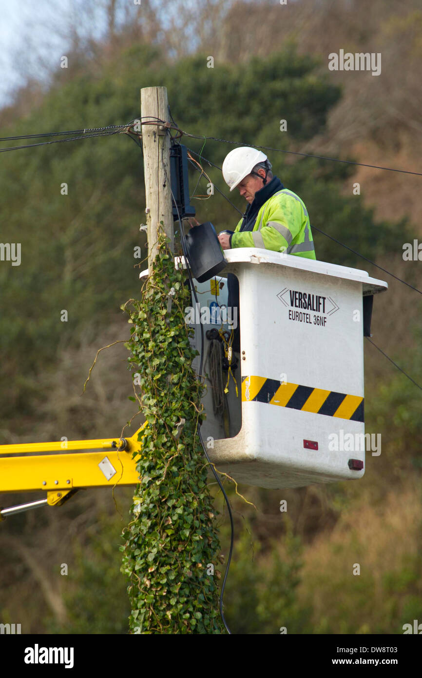 Telephone engineer hi-res stock photography and images - Alamy