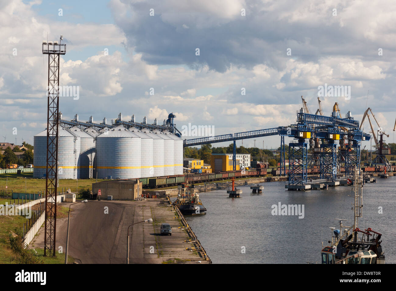 grain terminal at the port Stock Photo - Alamy
