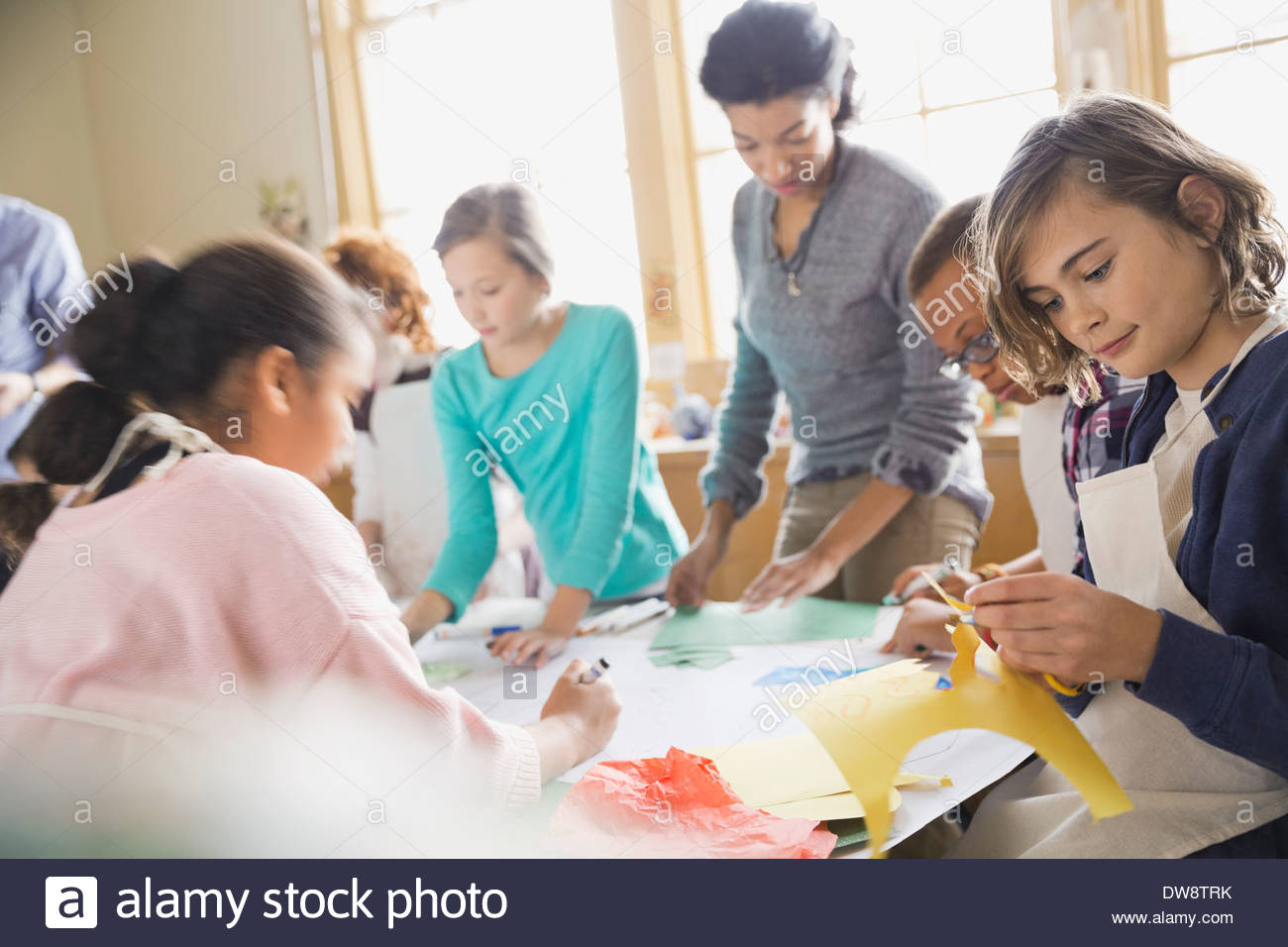 Tween group hi-res stock photography and images - Alamy