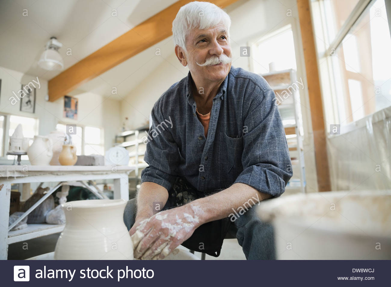 Throwing clay hi-res stock photography and images - Alamy