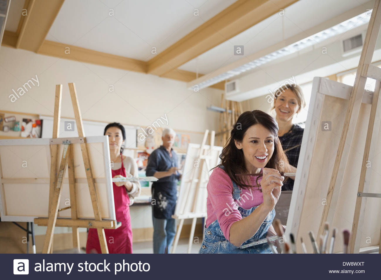 Painting lessons hi-res stock photography and images - Alamy