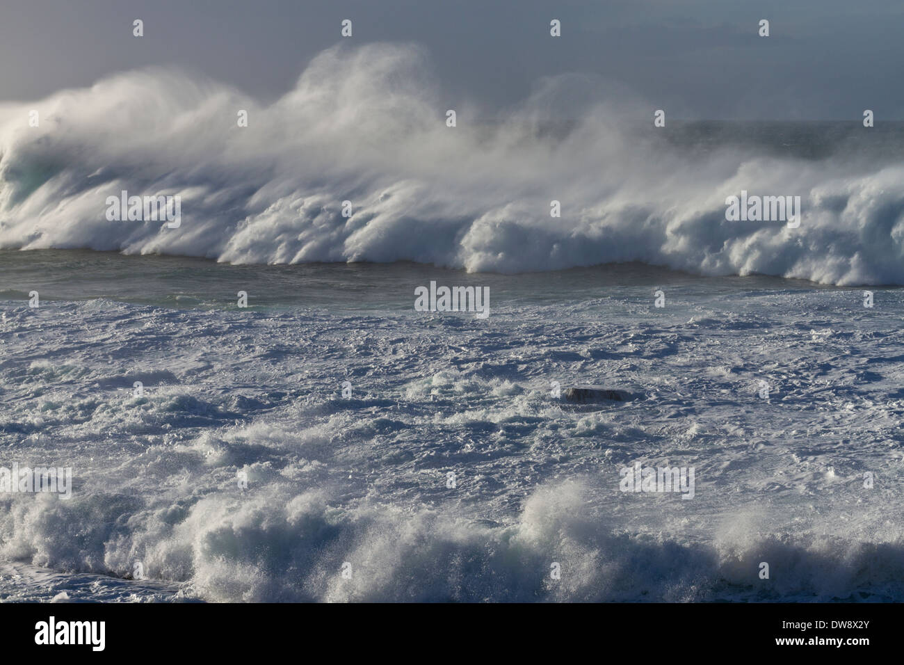 Atlantic waves hi-res stock photography and images - Alamy