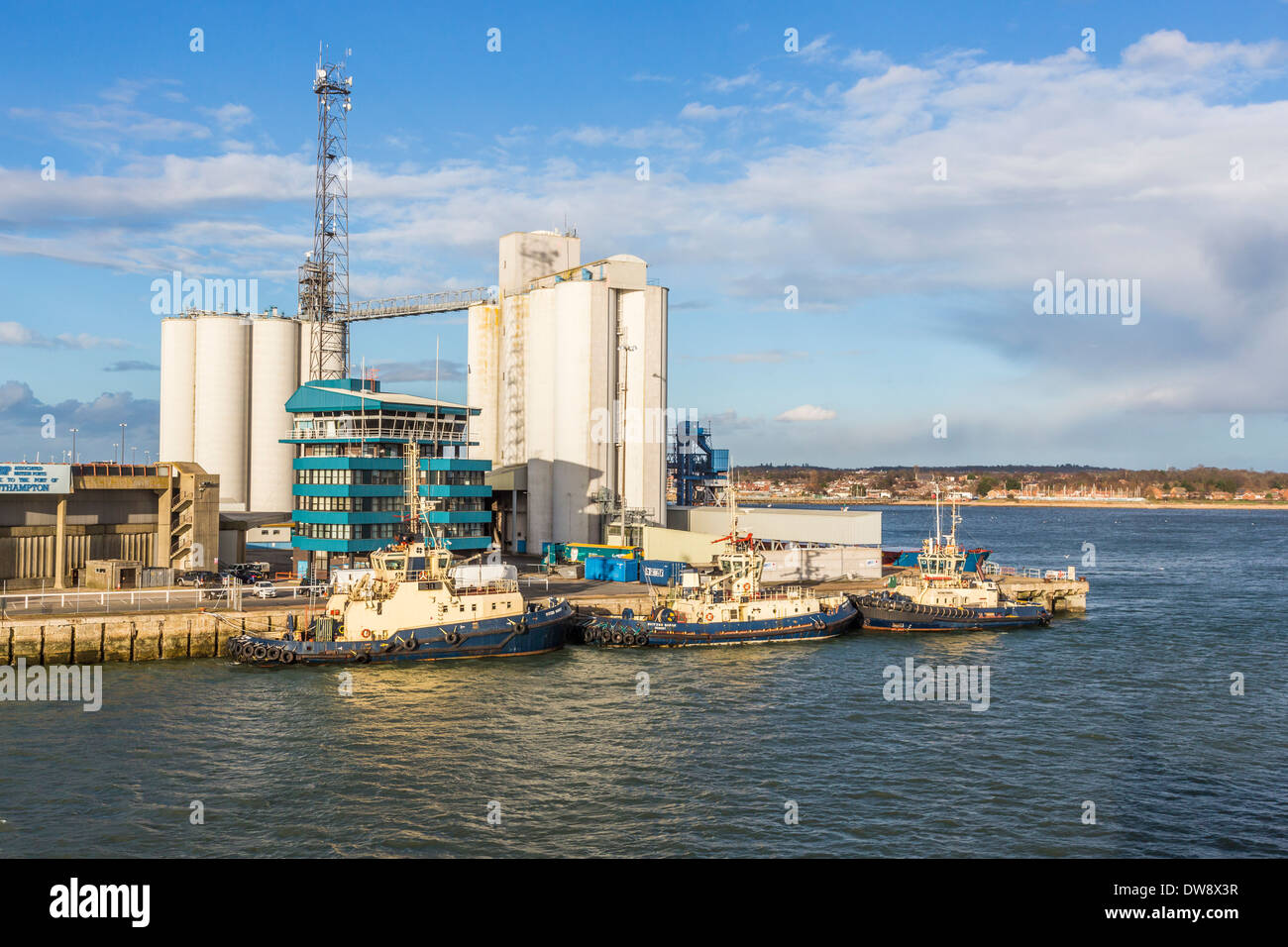 View of Southampton Docks on the Solent, Hampshire, UK with blue sky on ...