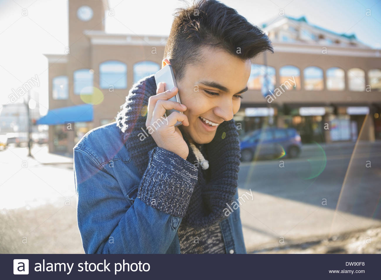 Answering hi-res stock photography and images - Alamy