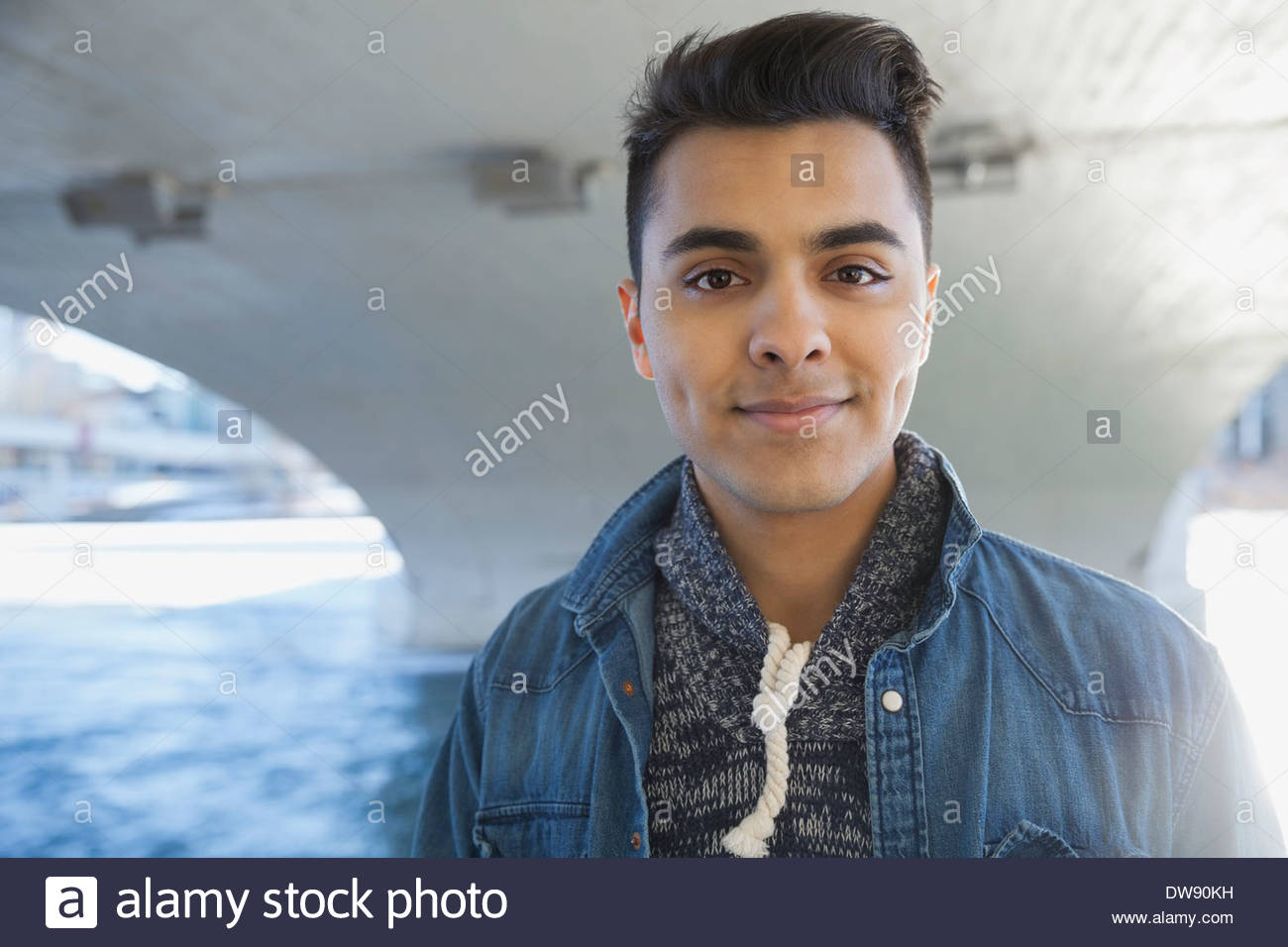 Man under bridge hi-res stock photography and images - Alamy