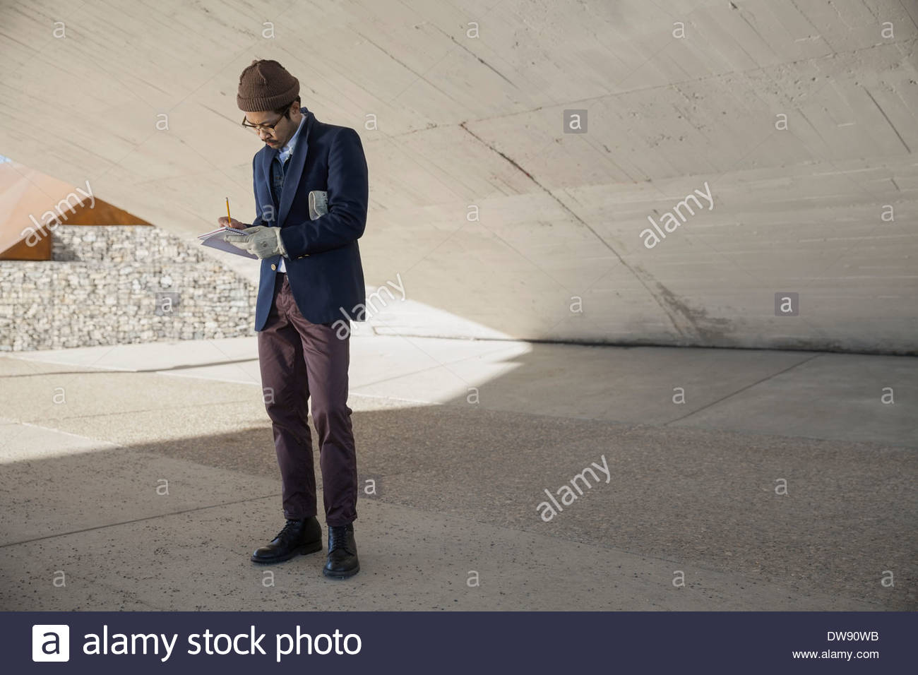 Shadow under bridge hi-res stock photography and images - Alamy