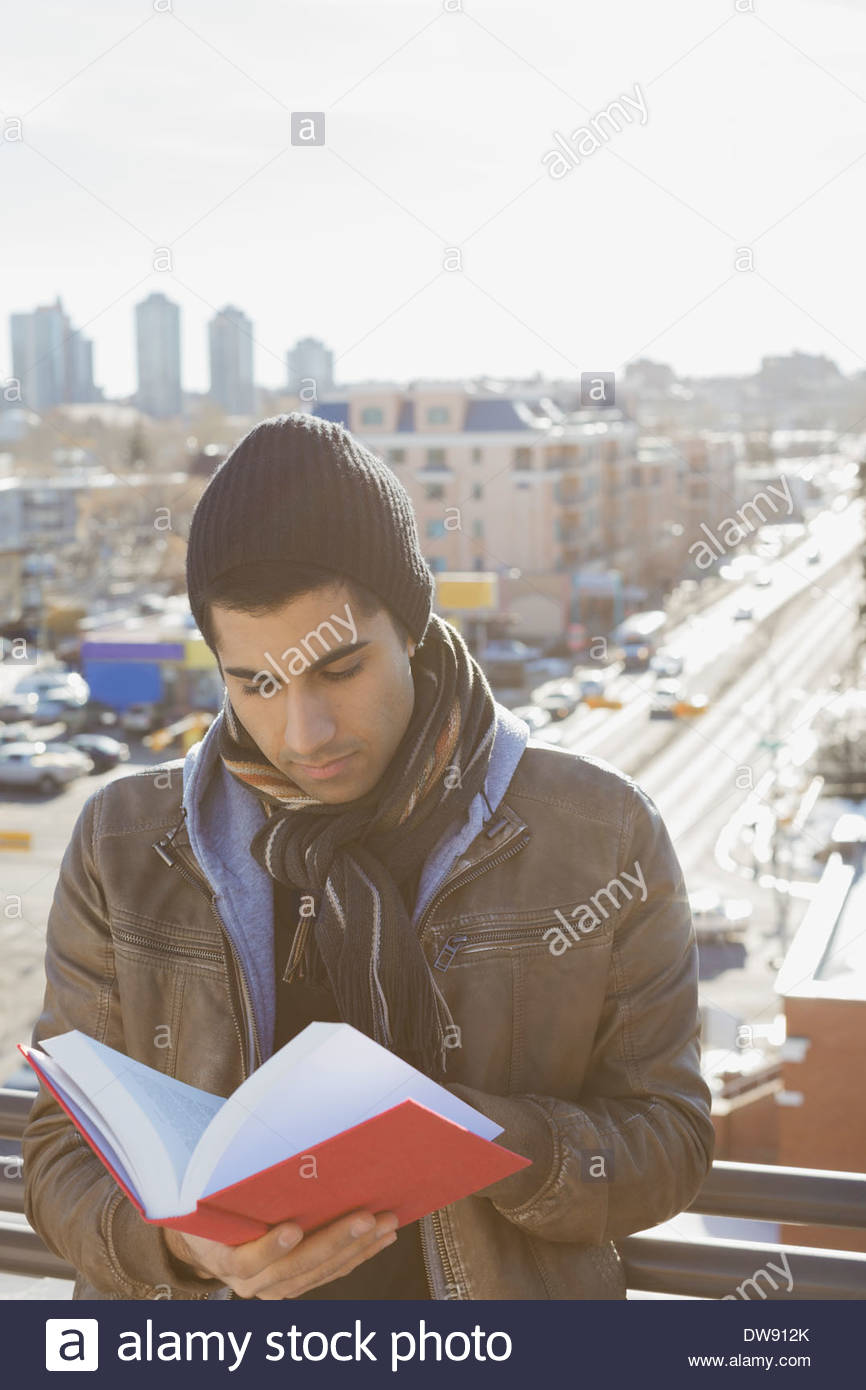 Book outdoors hi-res stock photography and images - Alamy