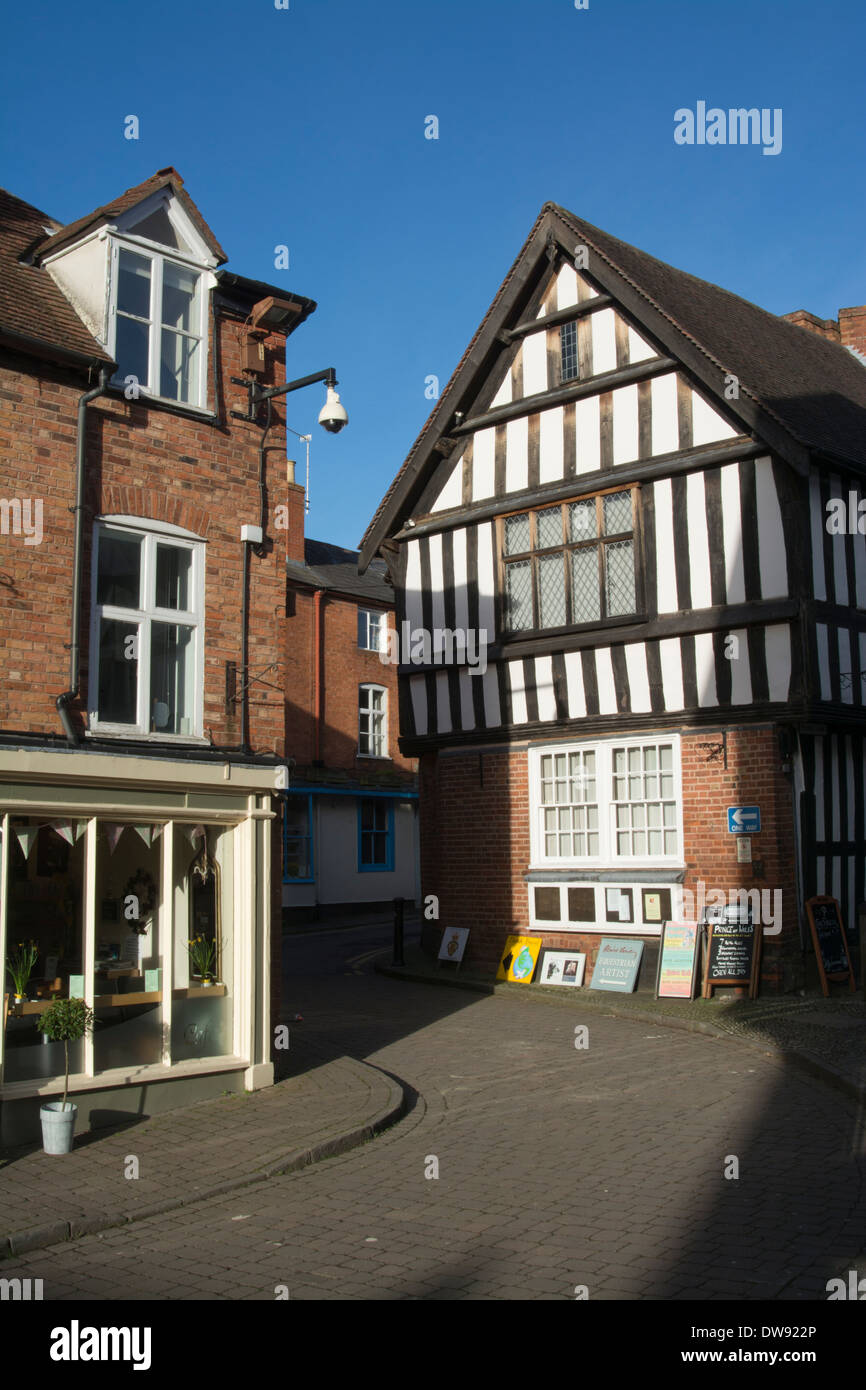 Cafe and shops at Church Lane in Ledbury Stock Photo - Alamy