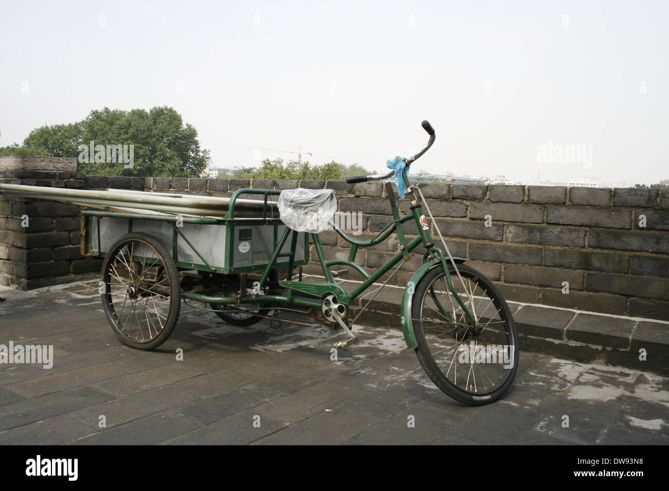 Rickshaws on city wall hi-res stock photography and images - Alamy