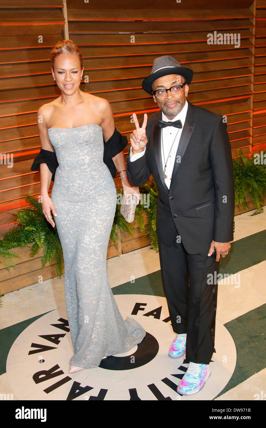 Spike lee and tonya lewis arrive hi-res stock photography and images ...