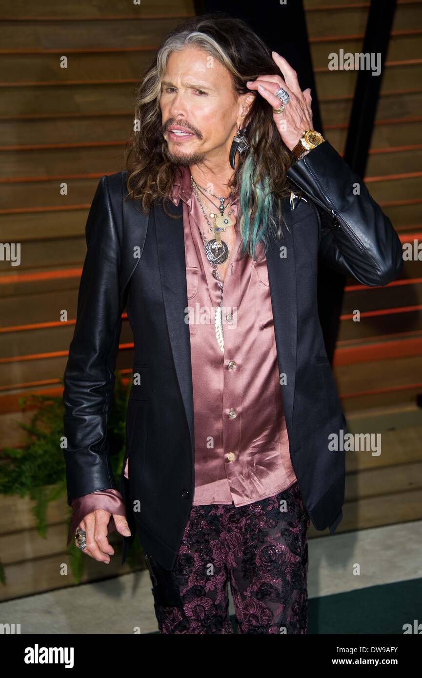 To steven tyler hi-res stock photography and images - Alamy