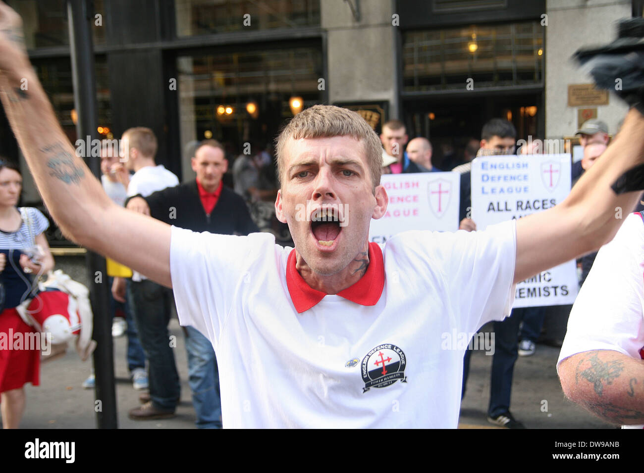 Edl english defence league protesters hi-res stock photography and ...