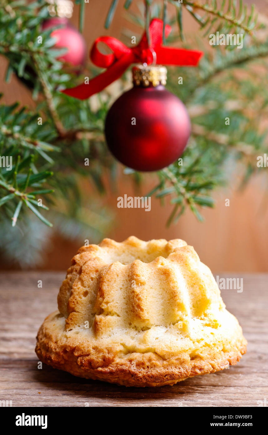 Polish tree cake hi-res stock photography and images - Alamy