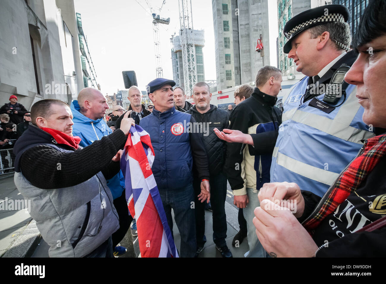 English judge sentencing hi-res stock photography and images - Alamy