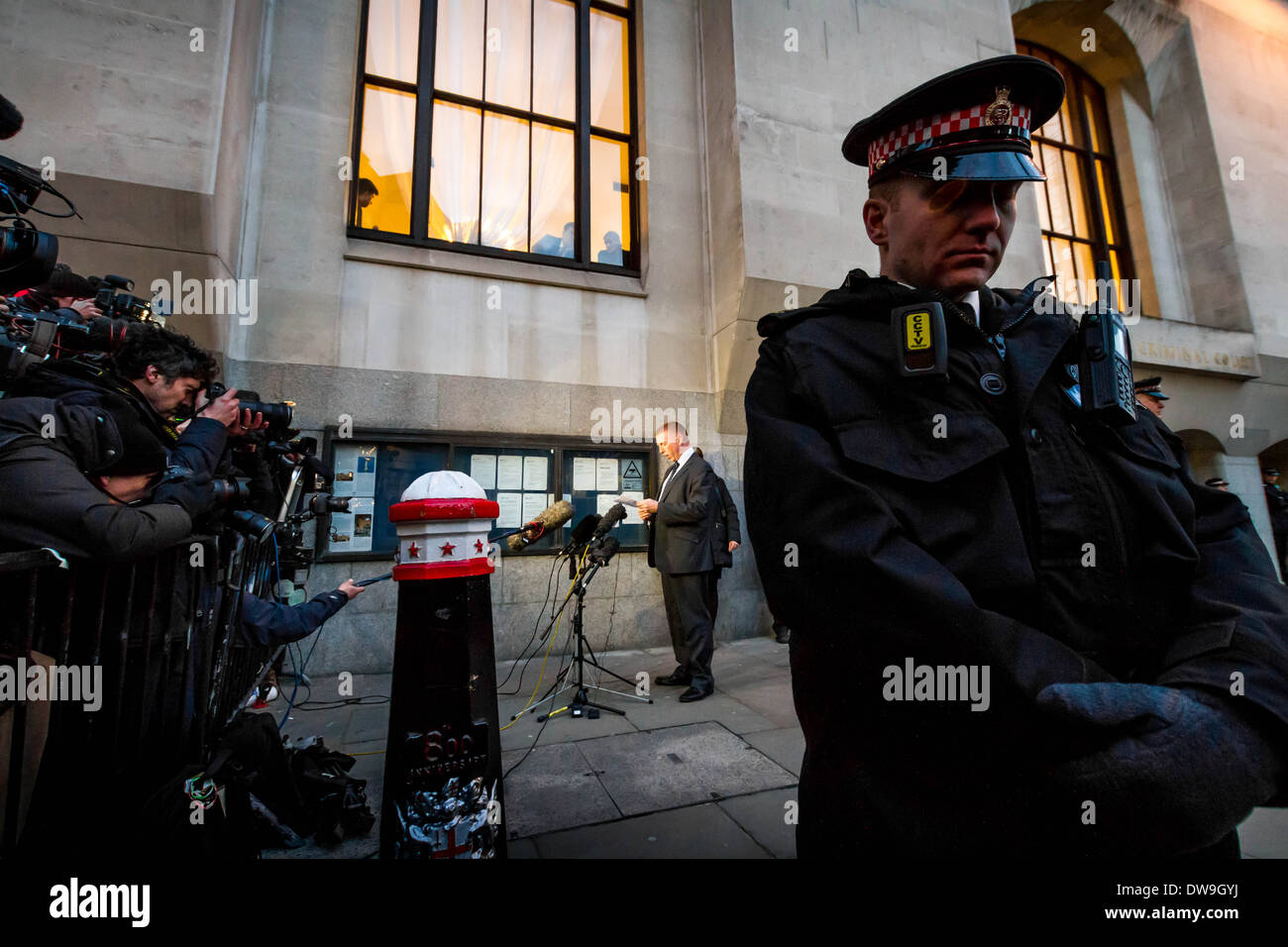Detective inspector hi-res stock photography and images - Alamy
