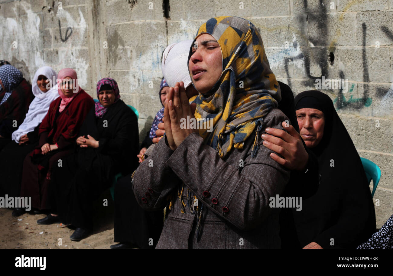Beit Hanoun, Gaza Strip, Palestinian Territory. 4th Mar, 2014. The ...