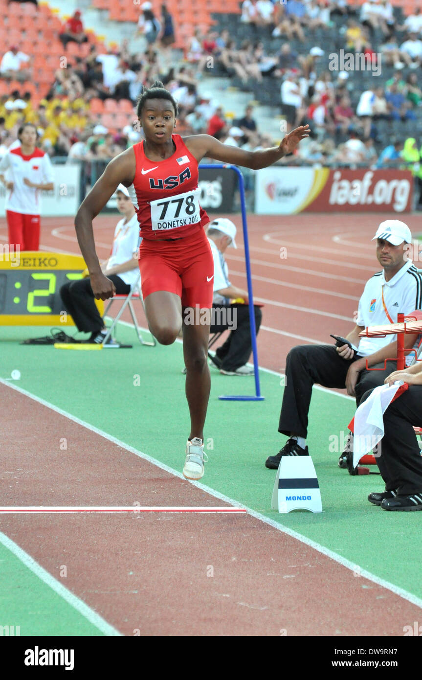 Long jump competitive sport hi-res stock photography and images - Alamy