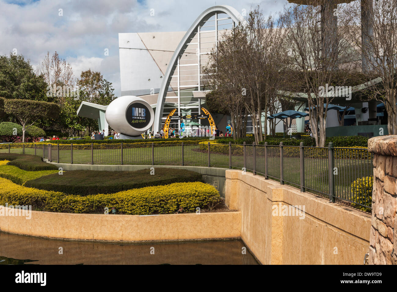 Men In Black Alien Attack attraction at Universal Studios theme park in ...