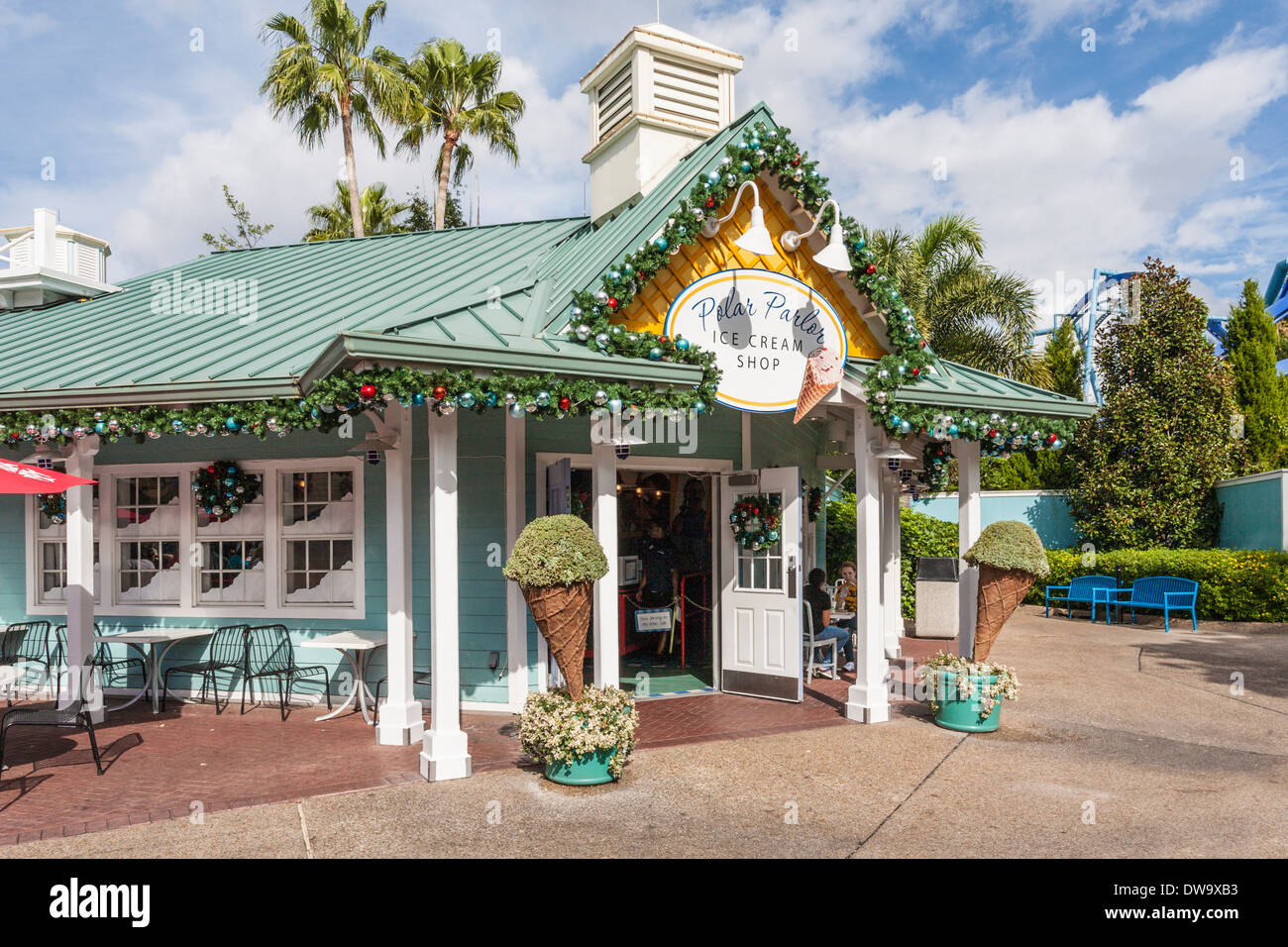 Ice cream shop hi-res stock photography and images - Alamy