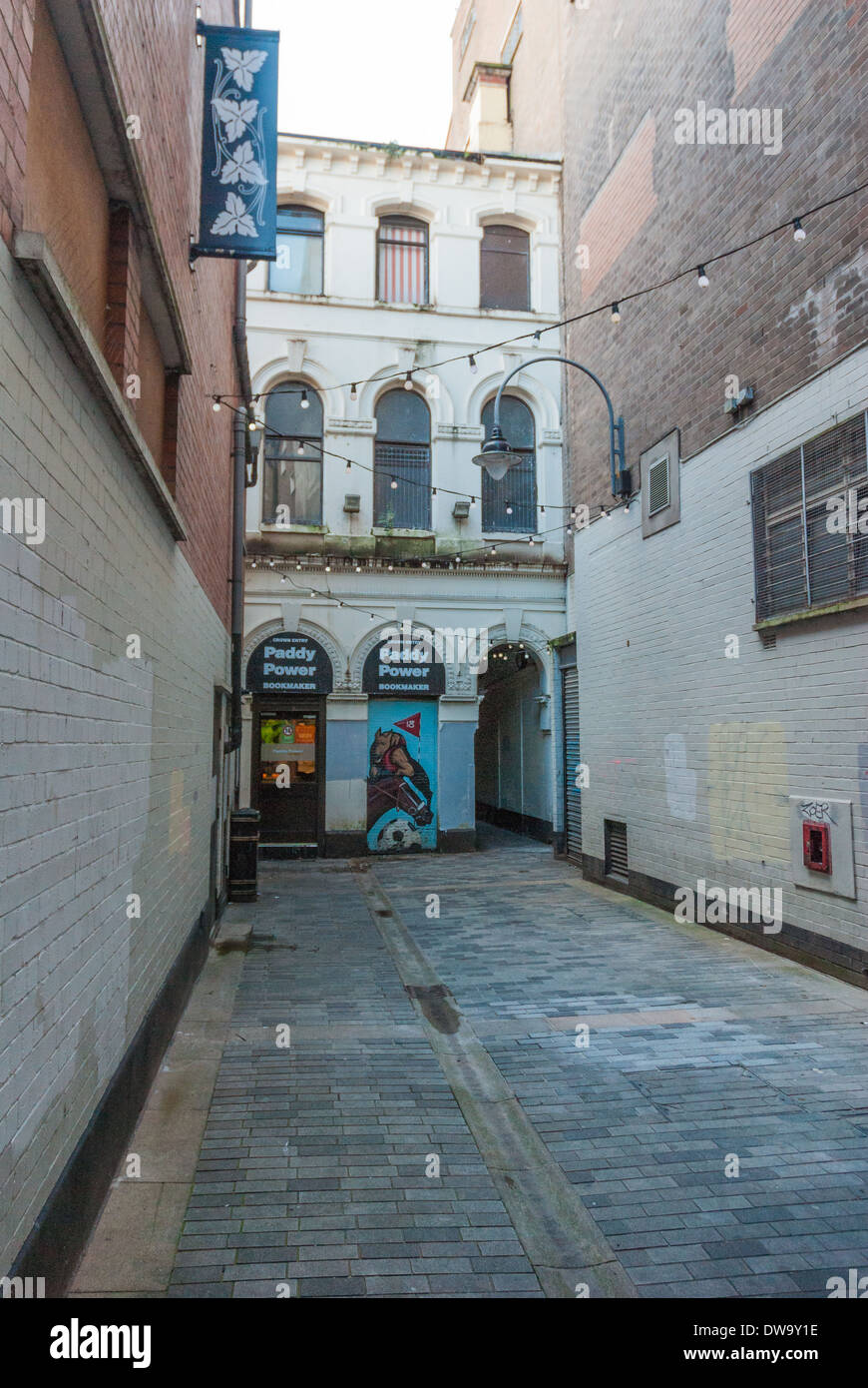 Belfast crown entry hi-res stock photography and images - Alamy