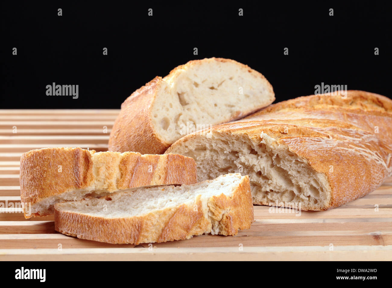Cut bread hi-res stock photography and images - Alamy