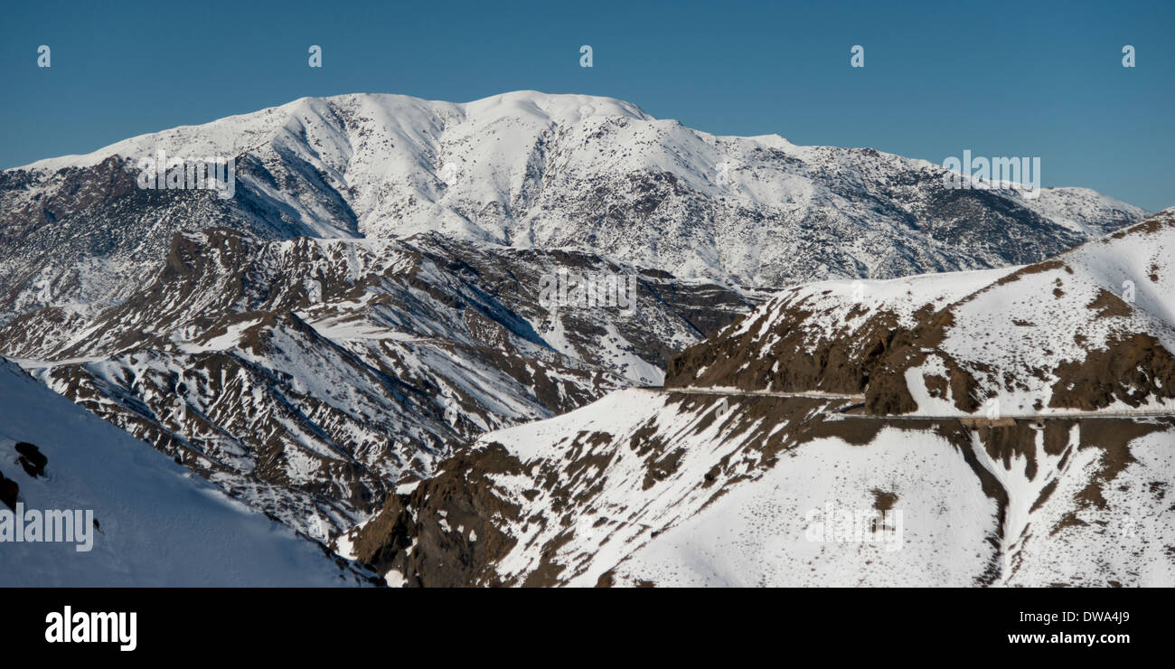 Snow covered mountains in winter, Tizi n'Tichka, Atlas Mountains ...