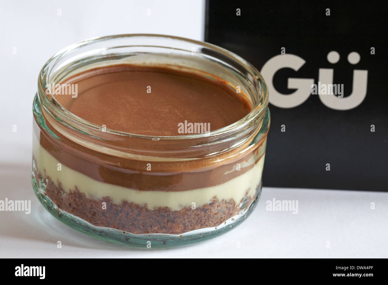 Gu cheesecakes hi-res stock photography and images - Alamy
