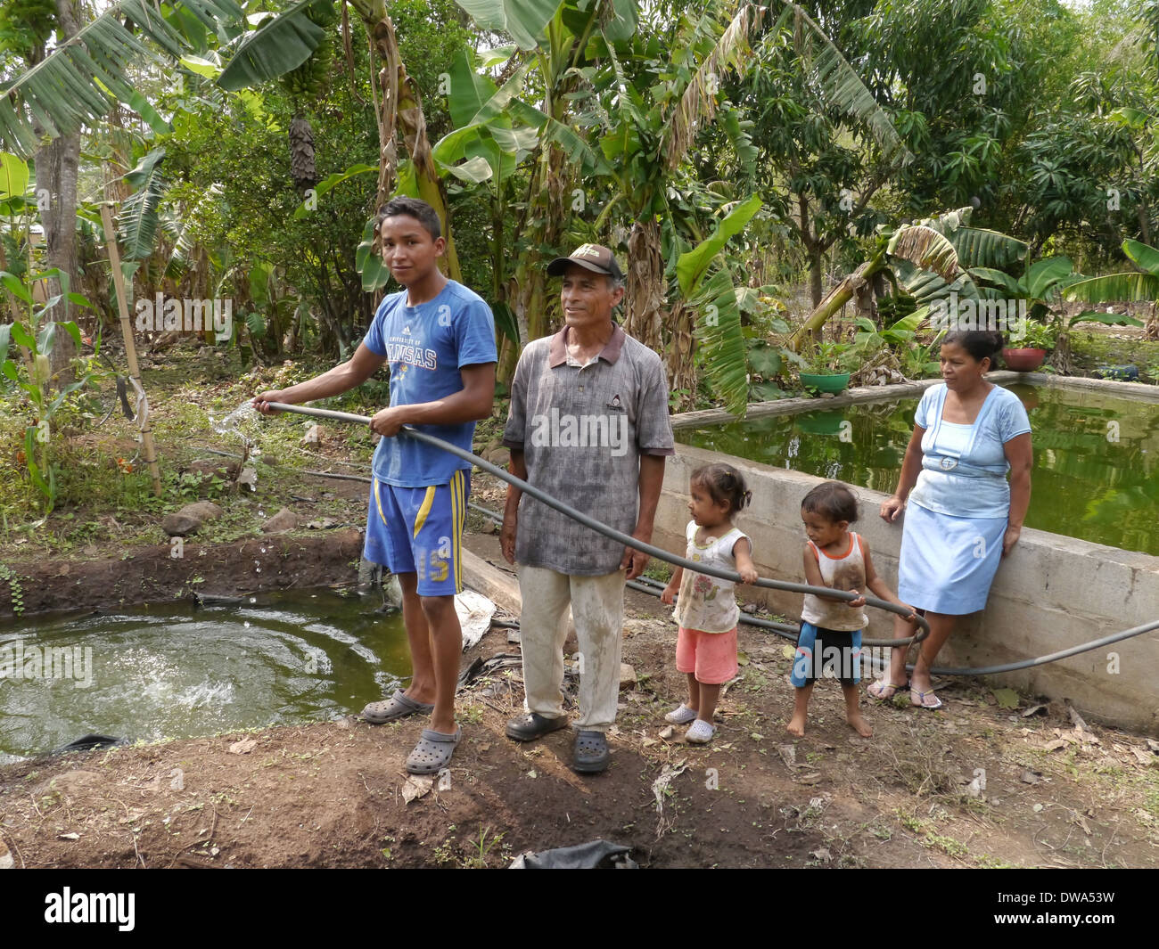 Poor farming family hi-res stock photography and images - Alamy