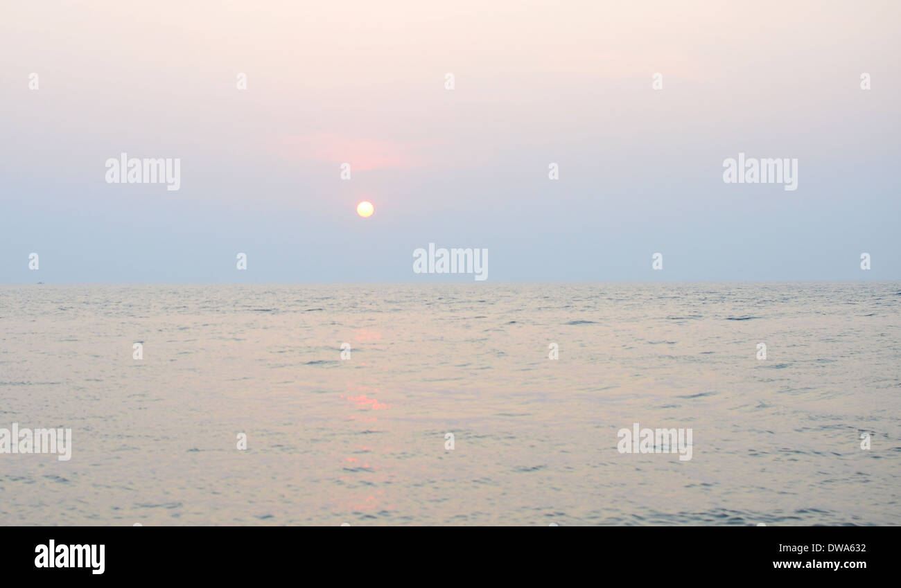 Calm cloud shapes hi-res stock photography and images - Alamy