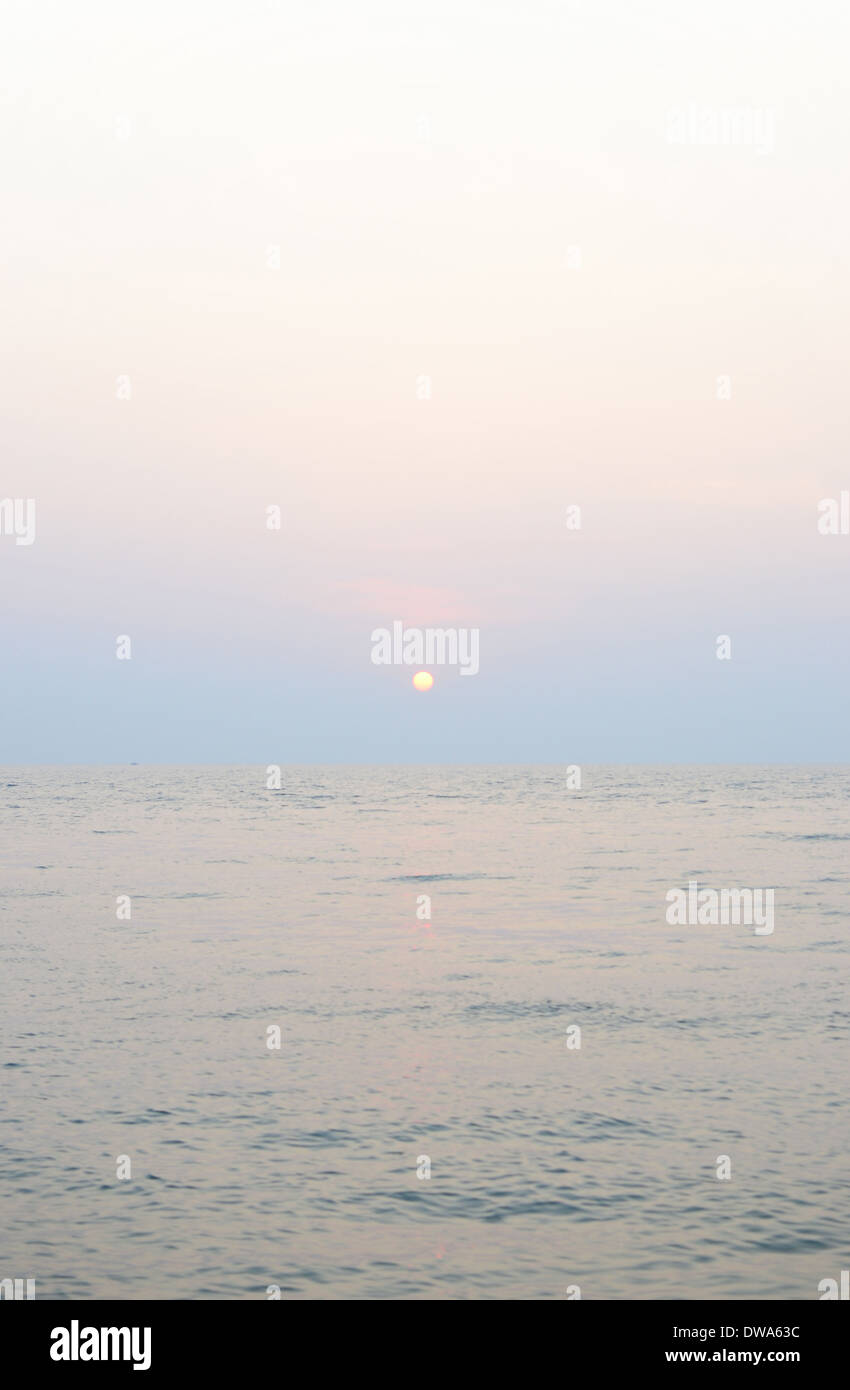 Calm seascape hi-res stock photography and images - Alamy