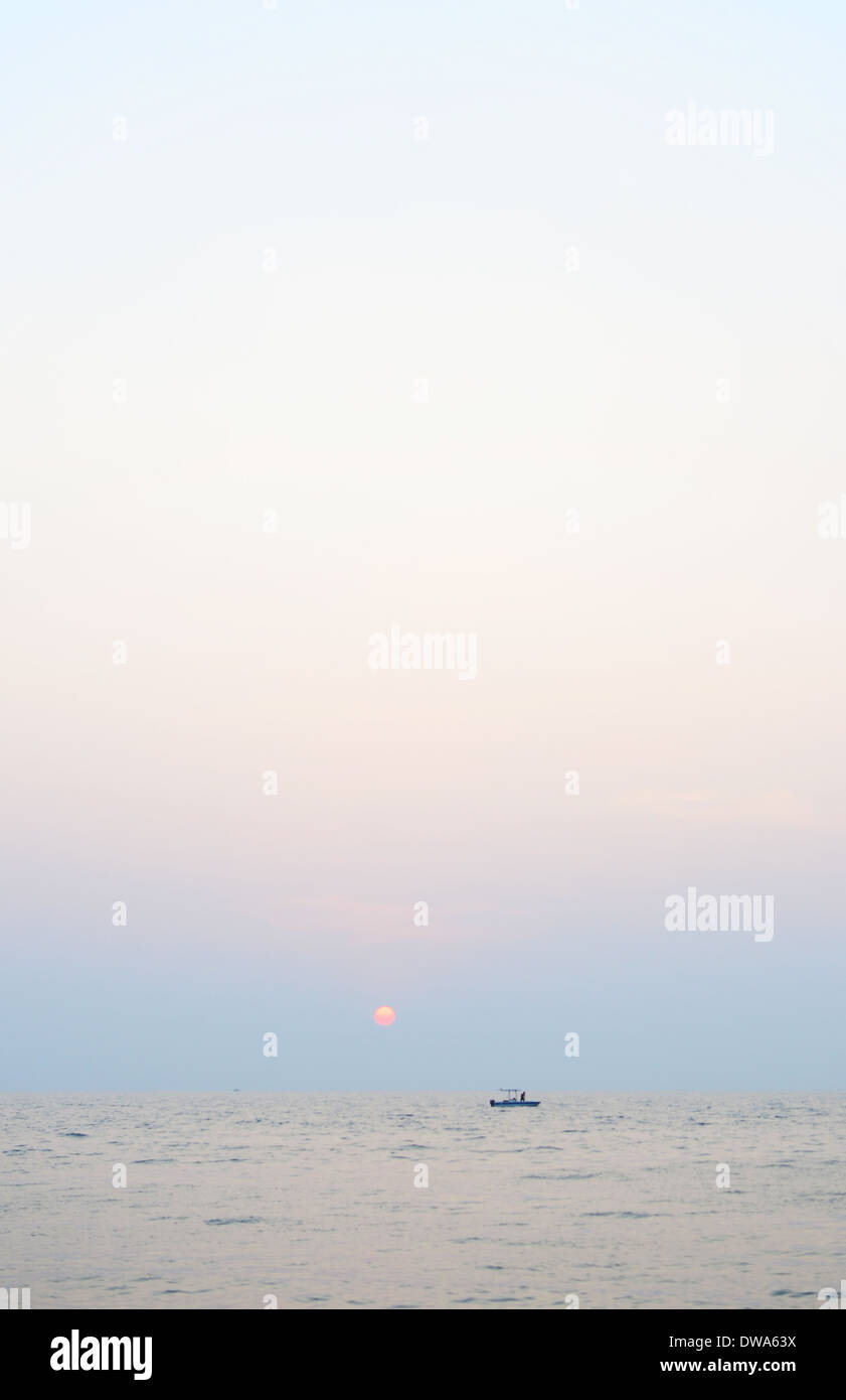 Calm cloud shapes hi-res stock photography and images - Alamy