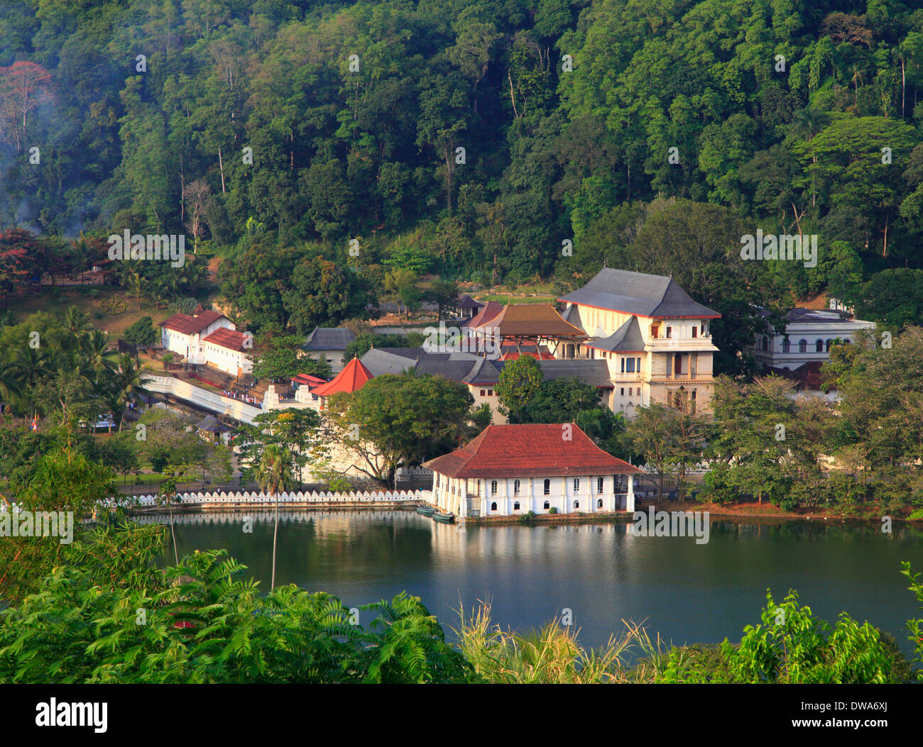Sri Lanka, Kandy, Temple of the Tooth, Dalada Maligawa Stock Photo - Alamy