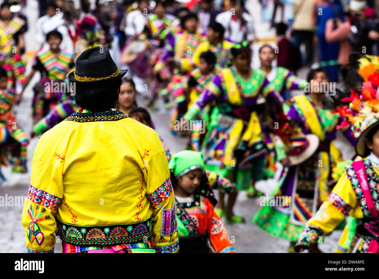 Peruvian dancers at the parade in Cusco Stock Photo - Alamy