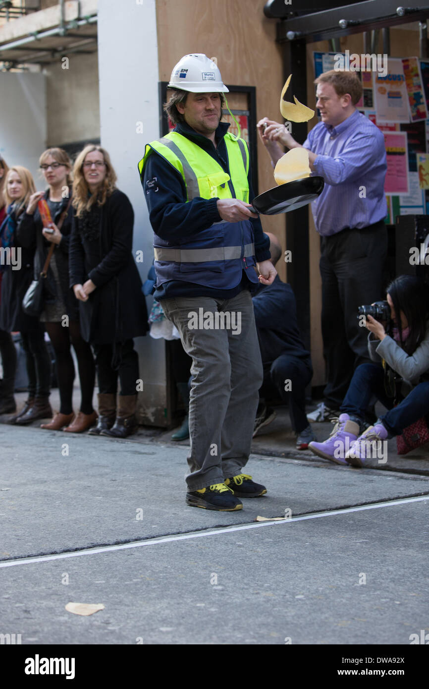 Pancake tossing competition hi-res stock photography and images - Alamy