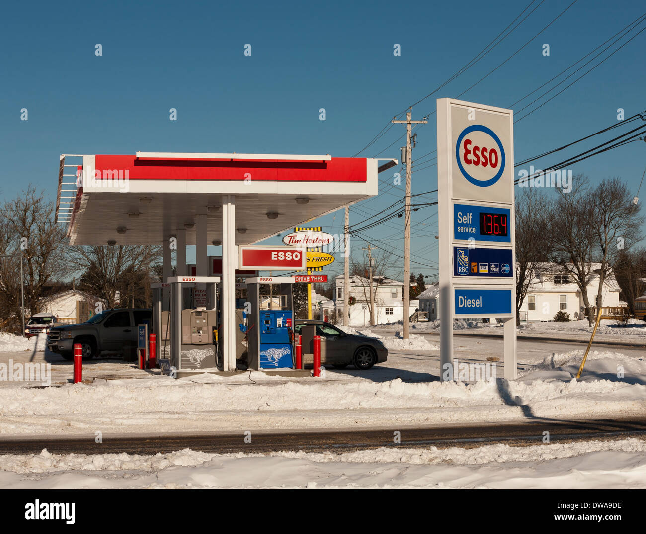 Esso Petroleum Stock Photos & Esso Petroleum Stock Images - Alamy