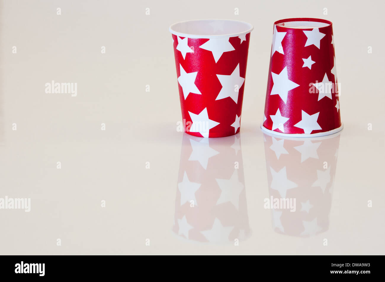 Pair of paper party cups Stock Photo - Alamy