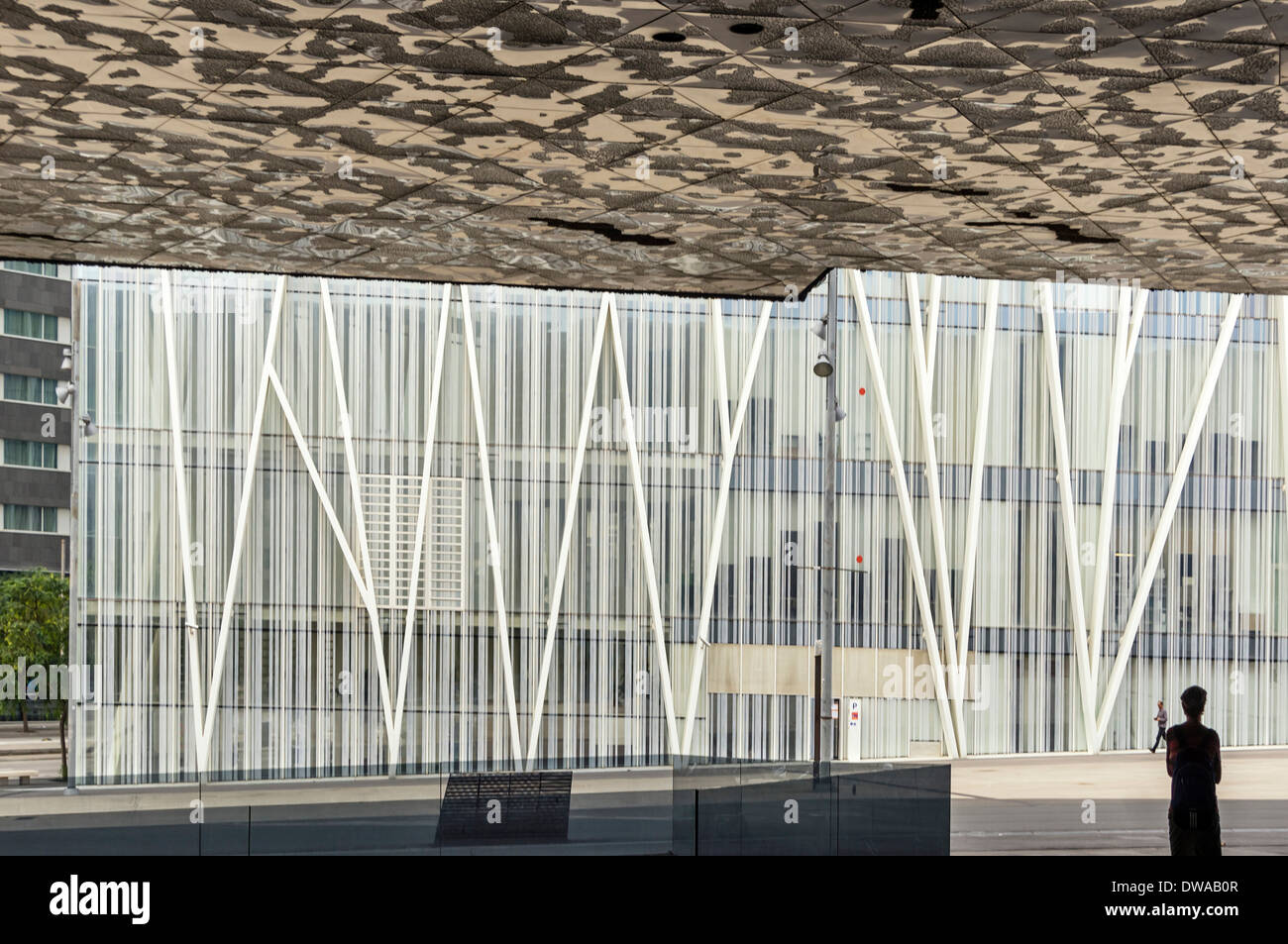 Telefonica building , Torre Diagonal Zero Zero, EMBA, ESTUDI MASSIP ...