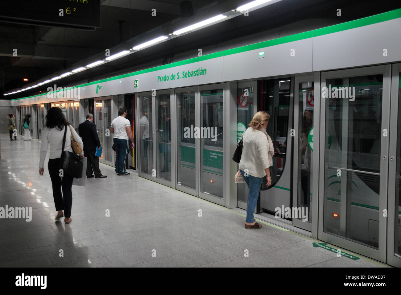 Metro Station Sevilla Stock Photos & Metro Station Sevilla Stock Images ...