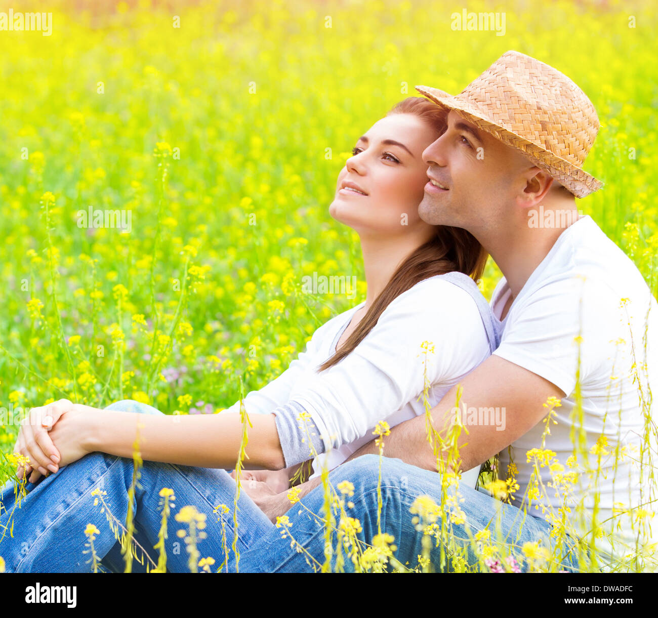 Two people sitting down outside hi-res stock photography and images - Alamy