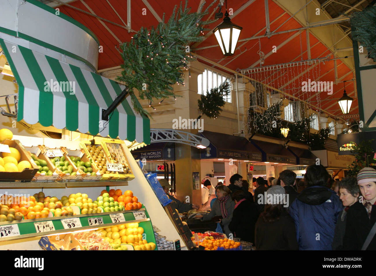 Green Grocers Stall High Resolution Stock Photography and Images - Alamy