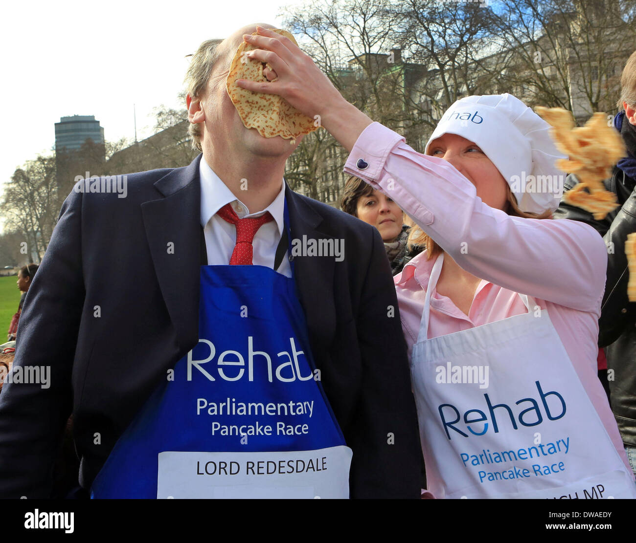 Running with a pancake hi-res stock photography and images - Alamy