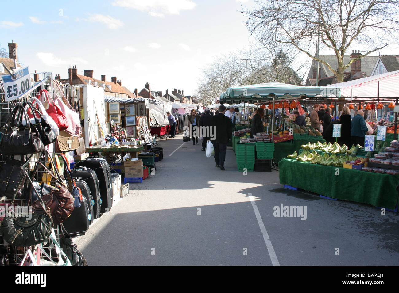 Thame market hi-res stock photography and images - Alamy